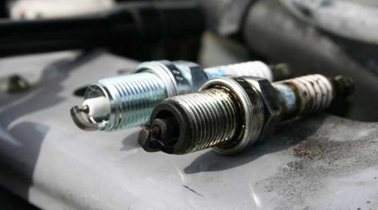 Mengenal Fungsi Busi Motor dan Cara Kerja - ruanglab.id