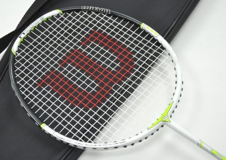 10 Merek Raket Badminton Terpopuler di Dunia - ruanglab.id